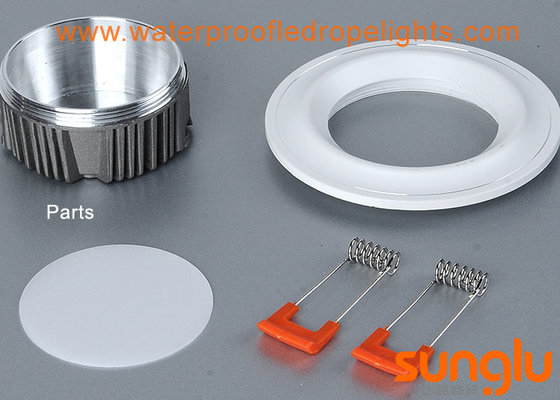 SMD 2835 / COB 9w LED Downlight Dimmable No Flicker For Ceiling Decoration